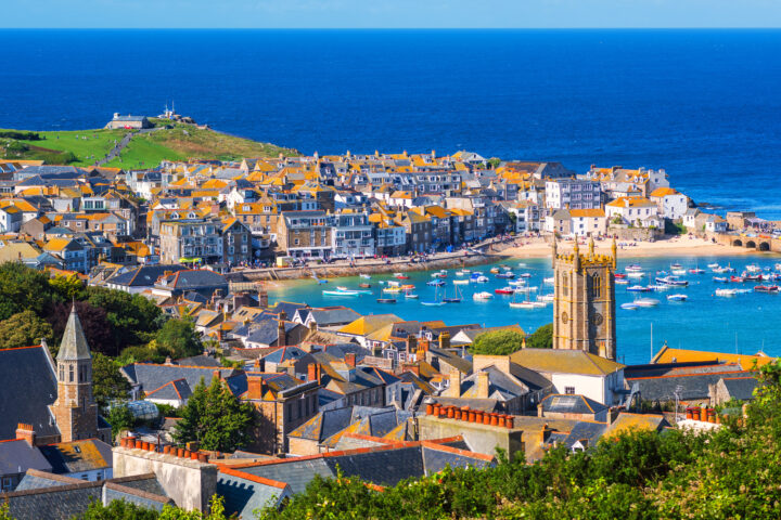 Coach Holidays for Over 60s in the UK – Over 60s Discounts